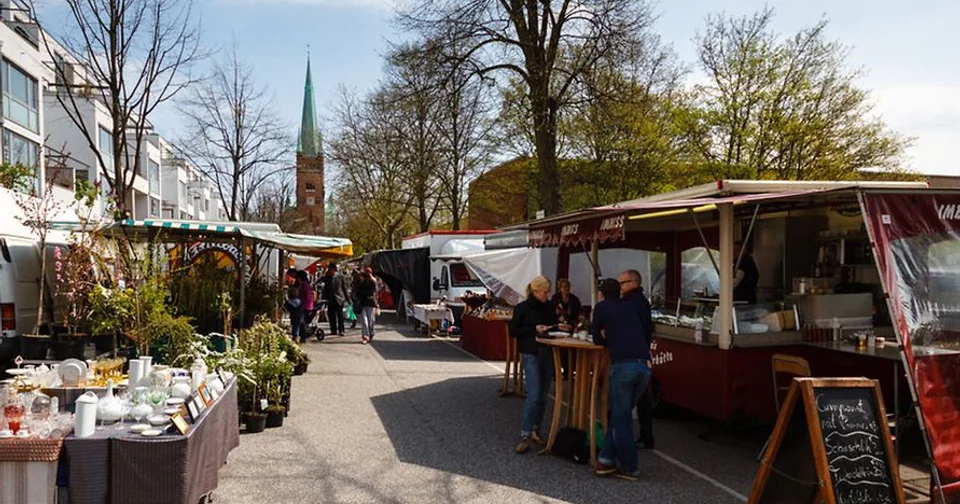Turmweg outdoor market