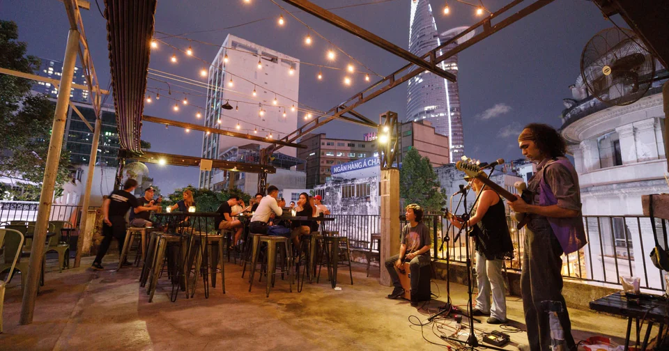 Rogue Saigon - The best craft beer bar in Saigon